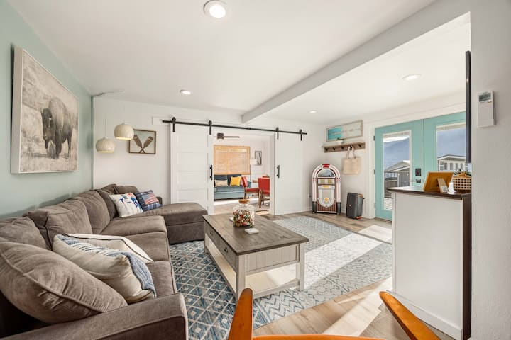 Cloud 9 Manson Home With Lake Chelan & Mtn Views - Manson, WA