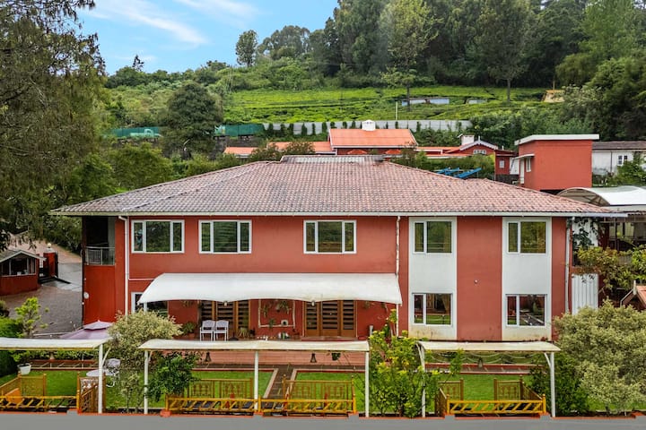 Private Deluxe Room @ Lakshmi Retreat - Kotagiri - Kotagiri