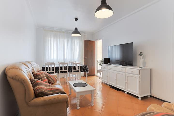 Grand Appartement Vue Terre & Mer – 4 Chambres - Mataró
