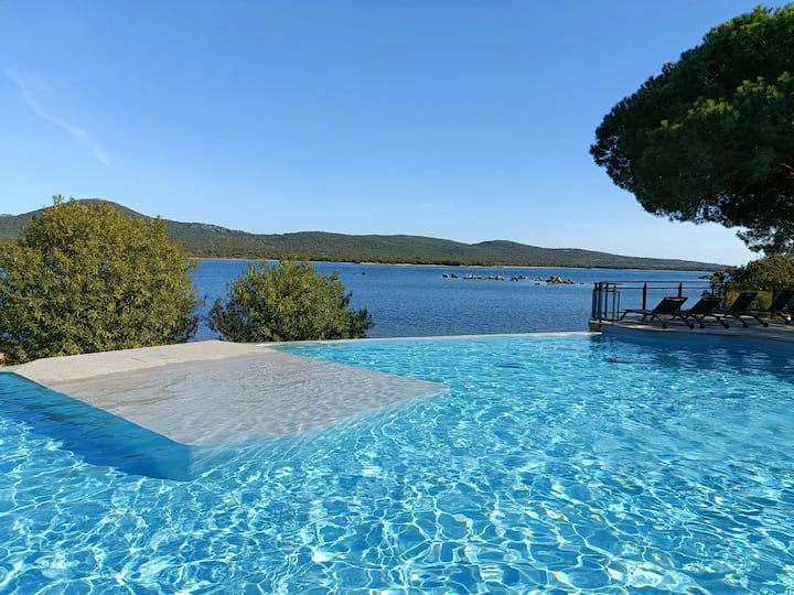 Appt Neuf 2-4 P, Loggia, Piscine, Pieds Dans L'eau - Figari