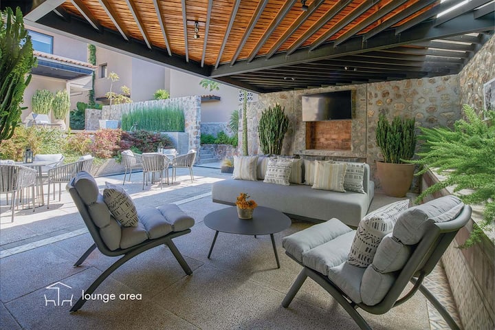 Sma Casita 2 Story W/ Rooftop 2br/2ba 6 Pax Pool - San Miguel de Allende