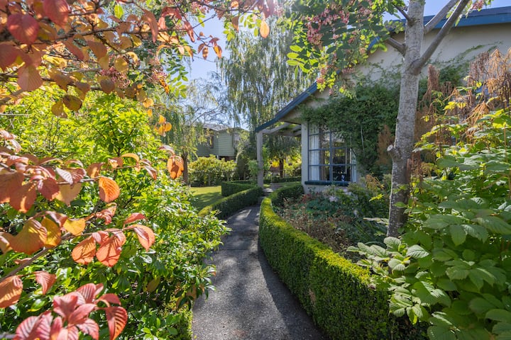 Relax At Wapiti Cottage, Te Anau - Te Anau