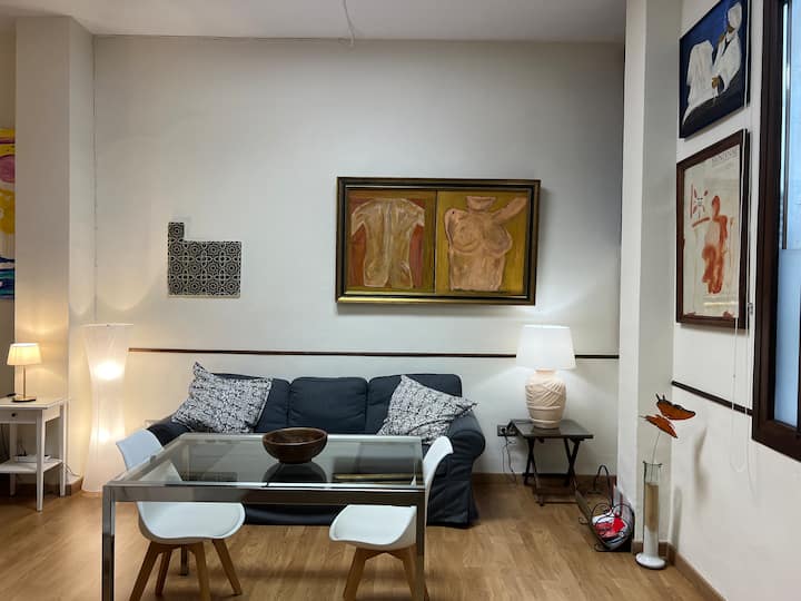 Centro De Sevilla. Amplio Apartamento Con Encanto - Séville