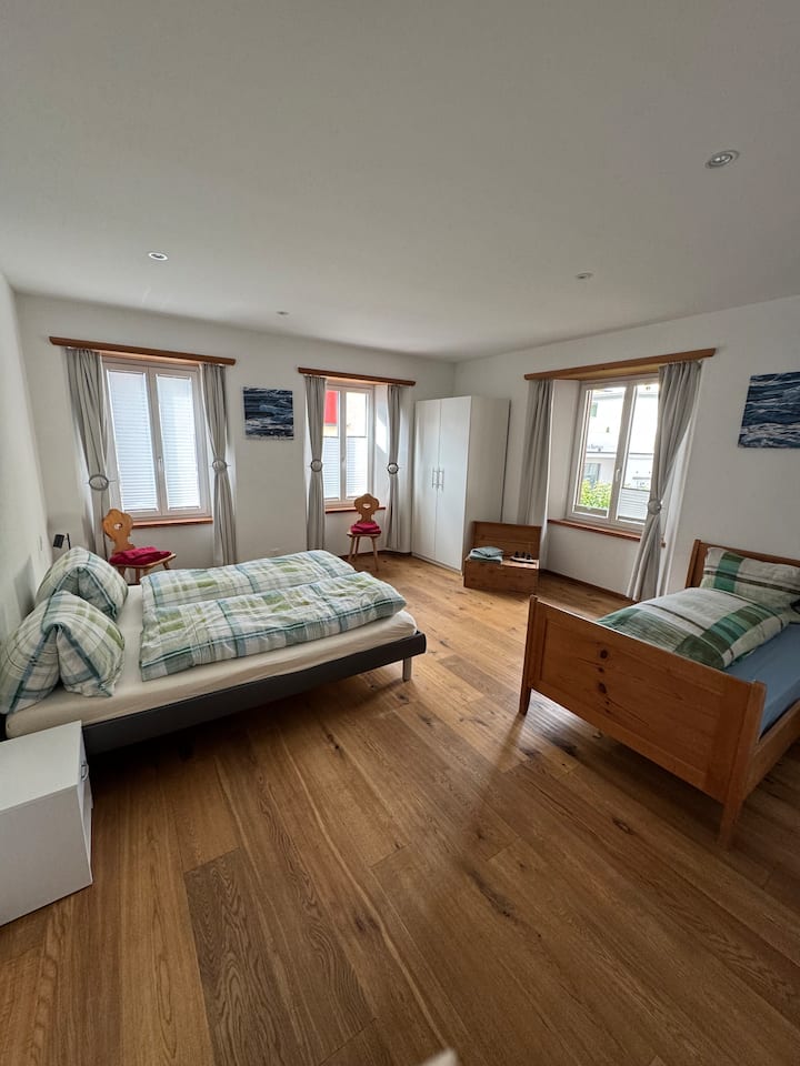 Gemütliche & Grosse Engadin‑wohnung - Guarda