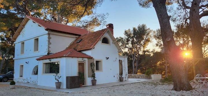 Maison En Provence : La Bonne Aventure - Istres