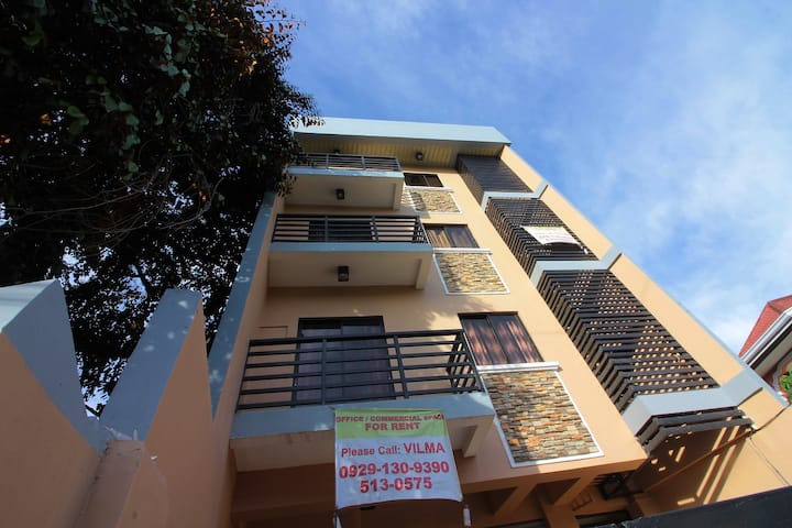 Cebu Affordable Furnished Executive Apartment-202 - Talísay
