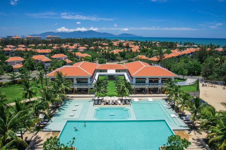 1000m² Ocean Villa Resort 4br 5bed W Pool &Kitchen - Vietnam