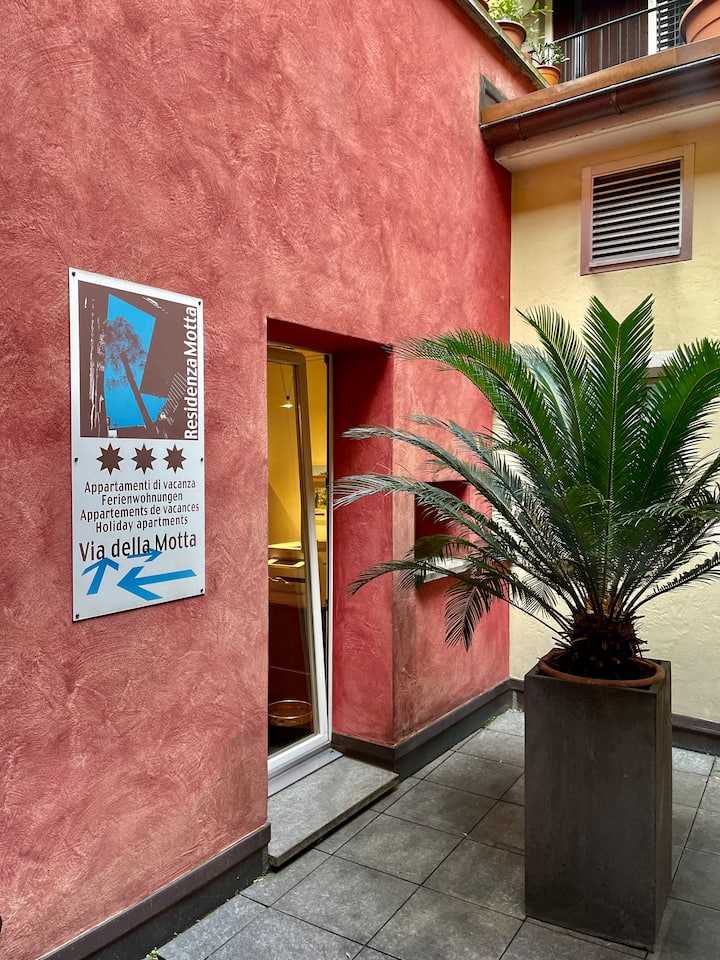 Appartamento Luminoso E Vista Giardino Interno - Locarno