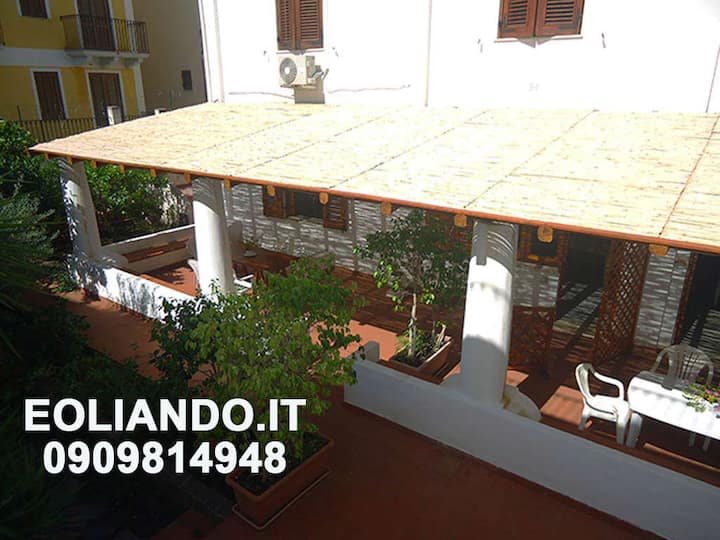 Trilocale 2 E 3 Sul Mare A Canneto - Lipari