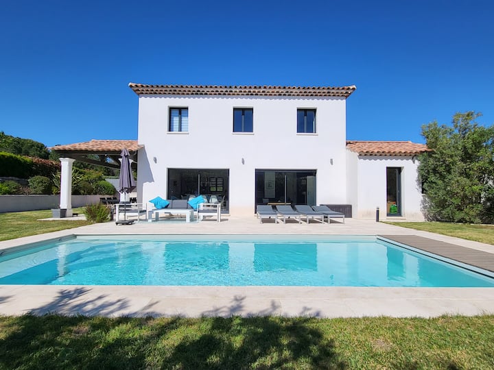 Villa Récente Climatisée Avec Piscine Chauffée - Le Plan-de-la-Tour
