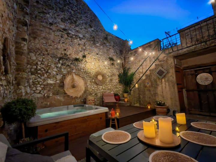 Mas Provençal Avec Jacuzzi Privé Sans Vis-à-vis - Cheval-Blanc