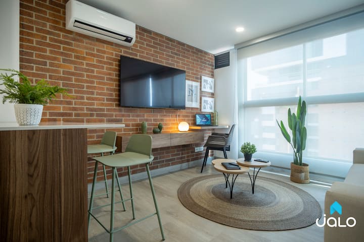 Comfortable With Two Beds - Medellín