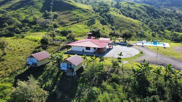 Villeta New Glamping - Pvt Jacuzzi - Pool Access - Villeta