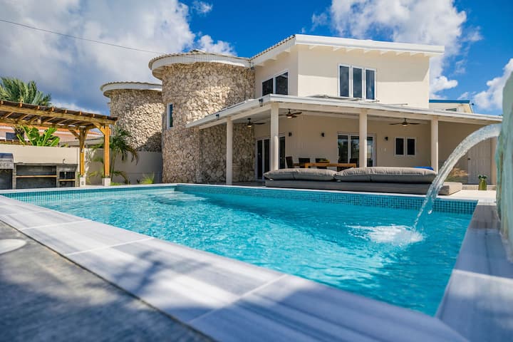 Casa Luna ~ Prvt Pool ~ Firepit ~Walk 2 Palmbeach! - Aruba