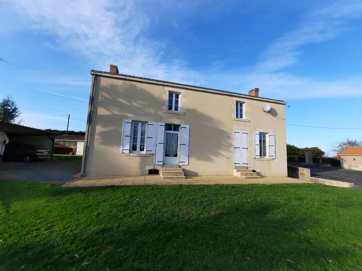 Maison De La Ferme - Chantonnay