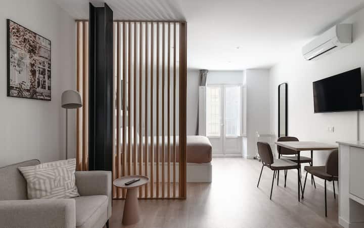Almeria C. Hernan Cortes | Studio - Adra