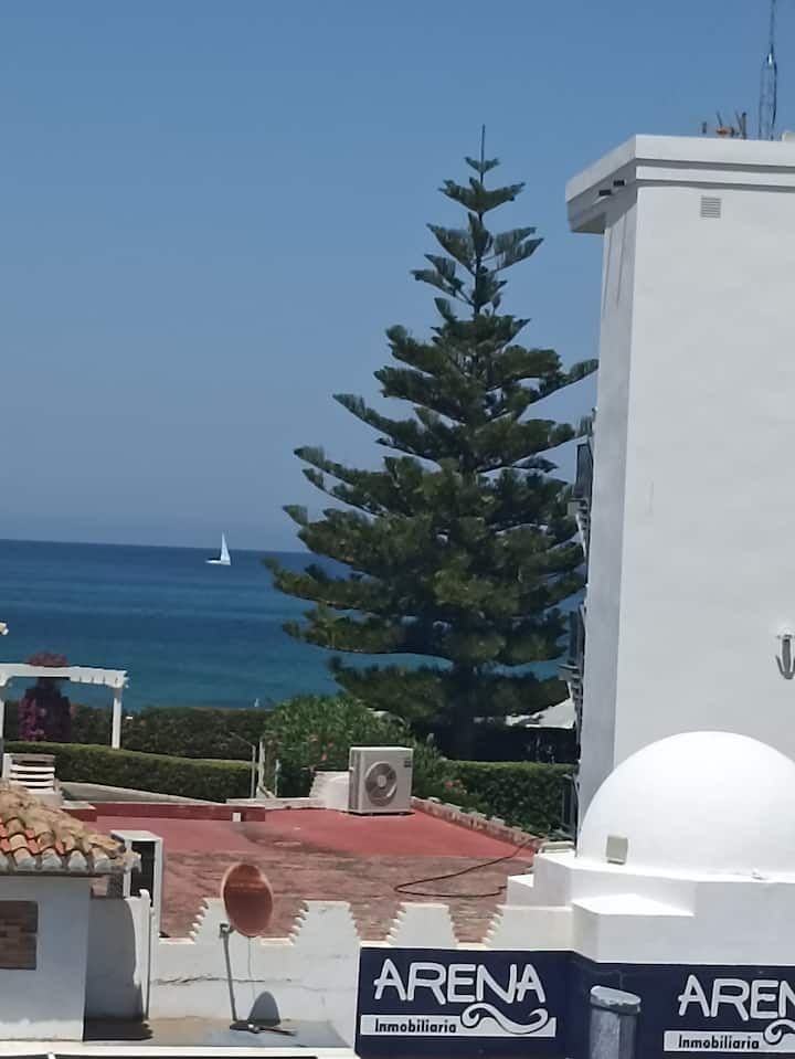 Appart.  Face 
  Plage Les Marines Dénia Espagne - Dénia