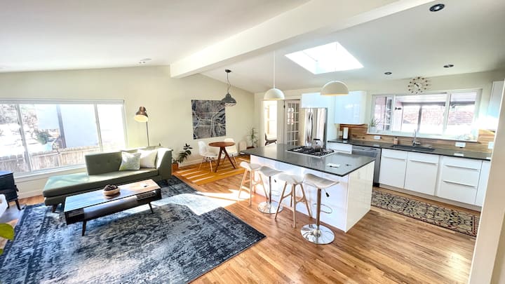 Bright & Open 2 Bed, Home Walk To Downtown & Cu - Boulder, CO