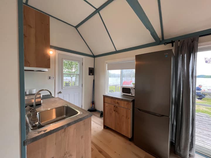 Waterfront Cabin #6 Less Than 100m To The Lake - Algonquin Provincial Park