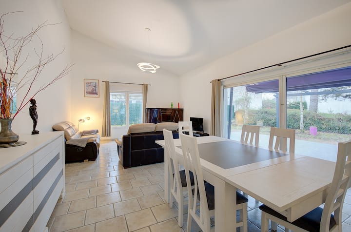 La Maison En Bois - 6 Personnes - Montbazon