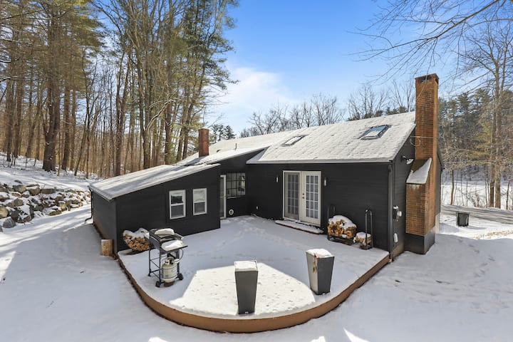 Lovely House In The Berkshires - Monterey, MA