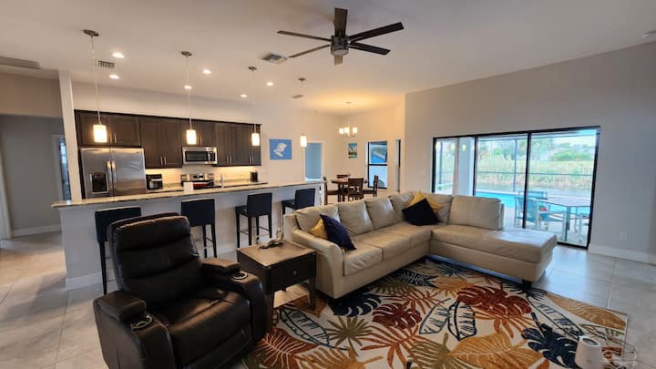Built In 2020 - Best In City! - Cape Coral, FL