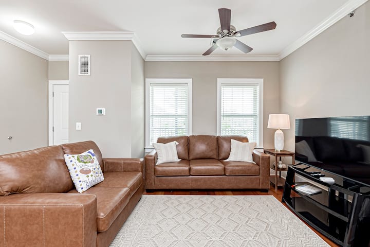 Tiger Tailgate Retreat - Baton Rouge, LA