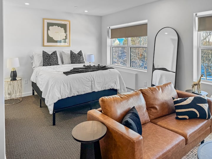 Private Hotel Residence W/ Kitchenette - 302 - Middleton, MA
