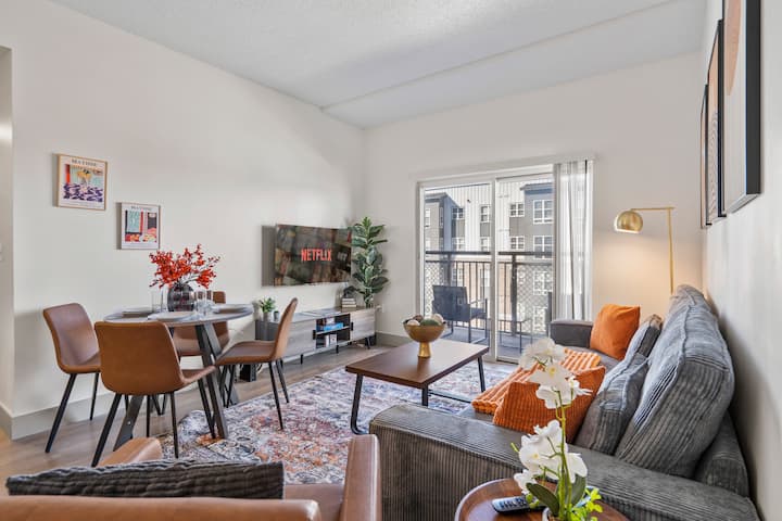 Urban Oasis | Gym, Balcony, Views, Free Parking - Charlotte, NC