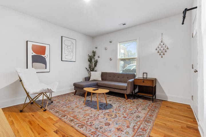 Bart Street Bungalow - Raleigh, NC