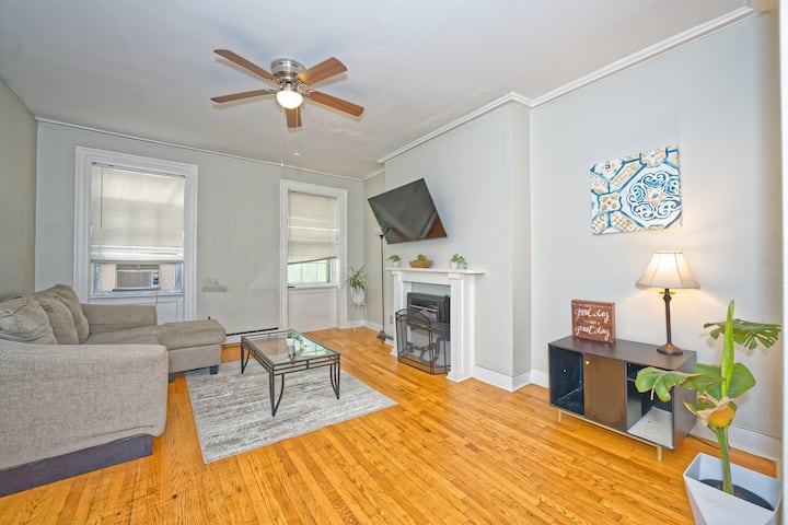Charming & Roomy 3br/1ba Fl 2 Apt @Downtown Albany - オールバニー, NY