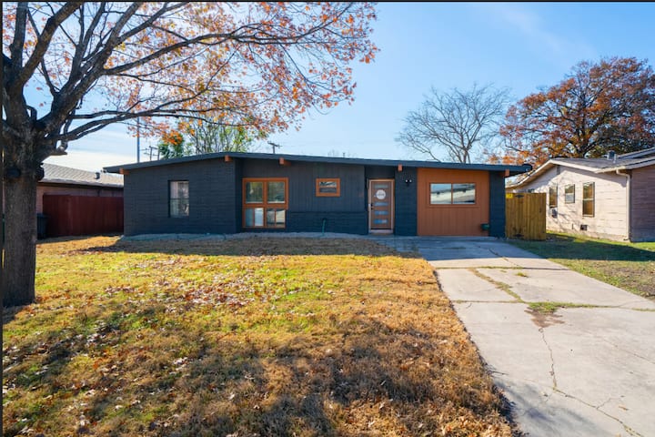 Comfy 3bd/2ba Home Dt San Antonio's Top Sights - San Antonio, TX