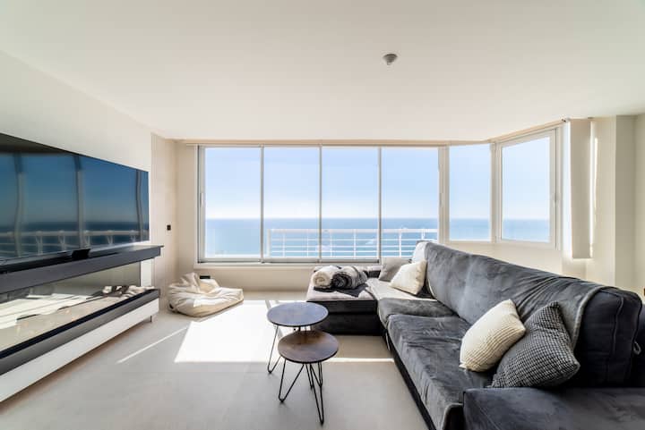 Magnificent 2br Loft With Ocean Views - Alicante