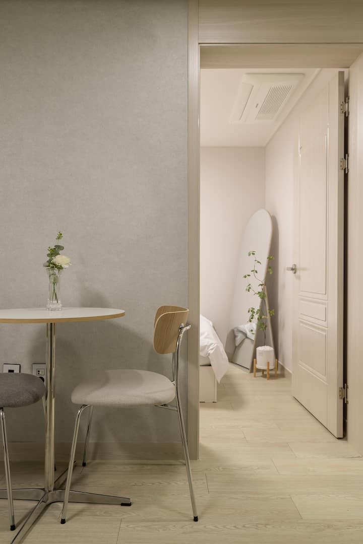 [&Home De84] 동대문 | Ddp | 풀옵션 | 쇼핑 | 커플여행 - Seoul