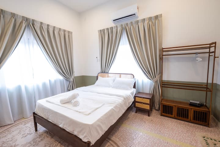 Scandi Queen Room 2pax | Big Mansion@kuantan - Kuantan