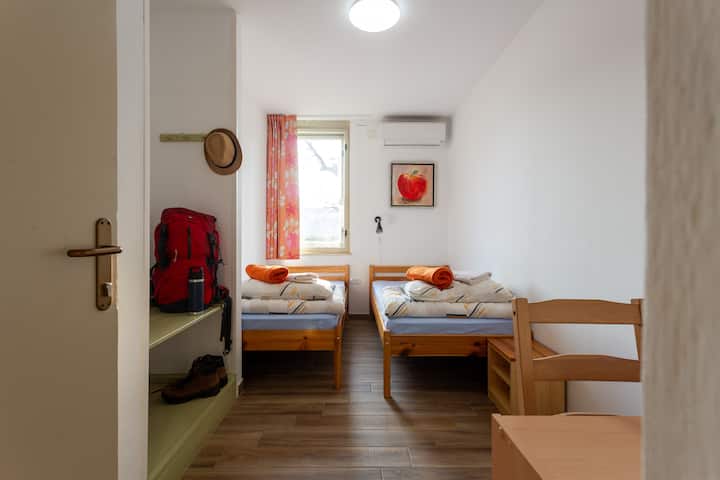 Hostel Yapka | 2 Bedroom Comfort In Tolmin - Most na Soči