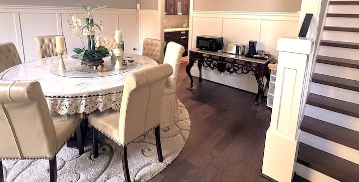 Room Rainier, Queen Size Bedroom+full Bath - Bellevue, WA