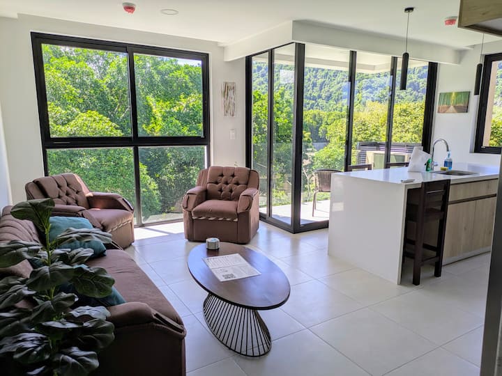 New 7th Floor Condo, Amazing View, Walk To Beach - Costa Rica