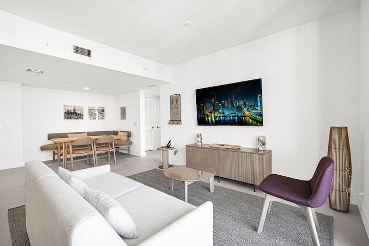 Stylish Getaway W/stunning Views - 마이애미