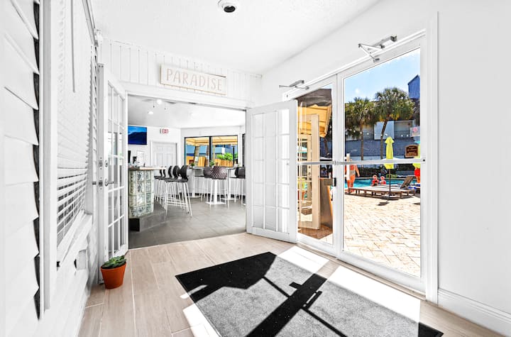 404 -Sweet Dania Pointe/airport - Hollywood, FL