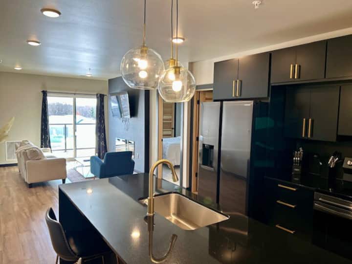 Galloway Flats 2b2b - Eau Claire, WI