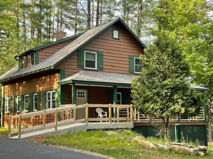 Lake Access Candlelight Lodge - Bolton Landing, NY