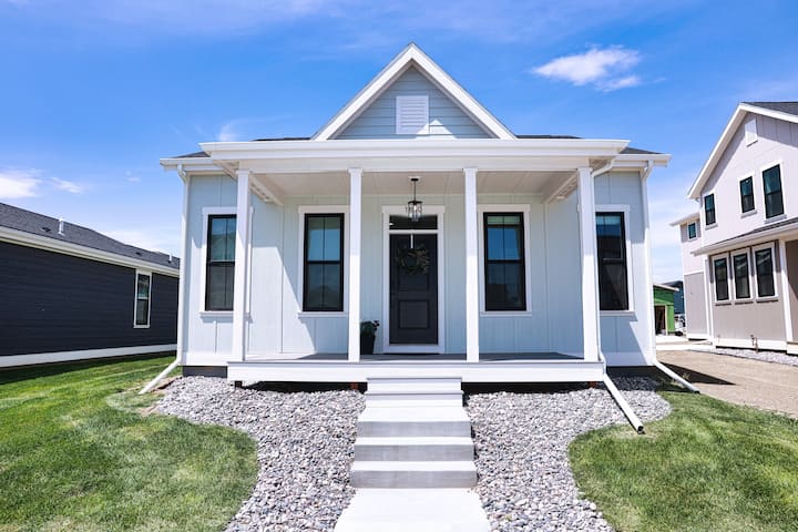 *Brand New* Sparkling 1-level 2-bdrm King! - Billings, MT