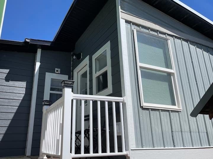 Cozy Wolf's Den, 1 Mile To Ynp - Gardiner, MT