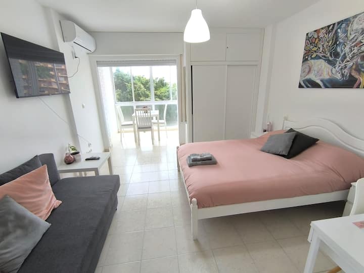 Hermoso Estudio Cerca De La Playa Y De Todo! - Benalmádena