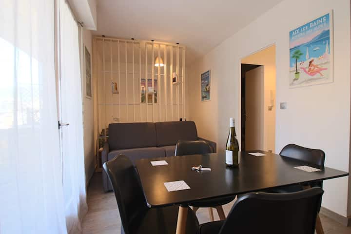 Studio 25 M², Balcon En Hyper Centre-ville - Aix-les-Bains