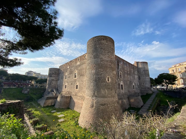Intero Stabile Cuore Della Città Max 17 Posti - Catania