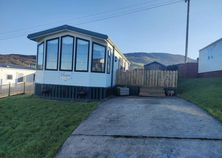 Buncrana Beach Hut - Buncrana
