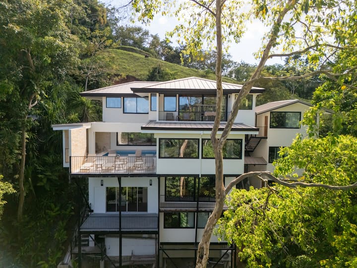 Luxury Brand New : Casa Rambutan - Costa Rica