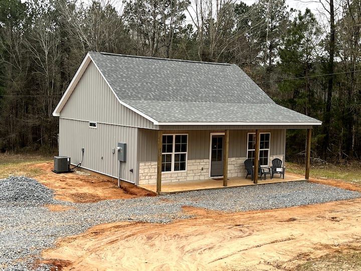 The Gray Cottage On Brownlee-quiet And Peaceful! - Candy Cane Lane, Calhoun